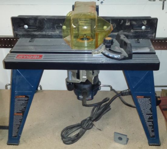 Router with table - Framingham Makerspace